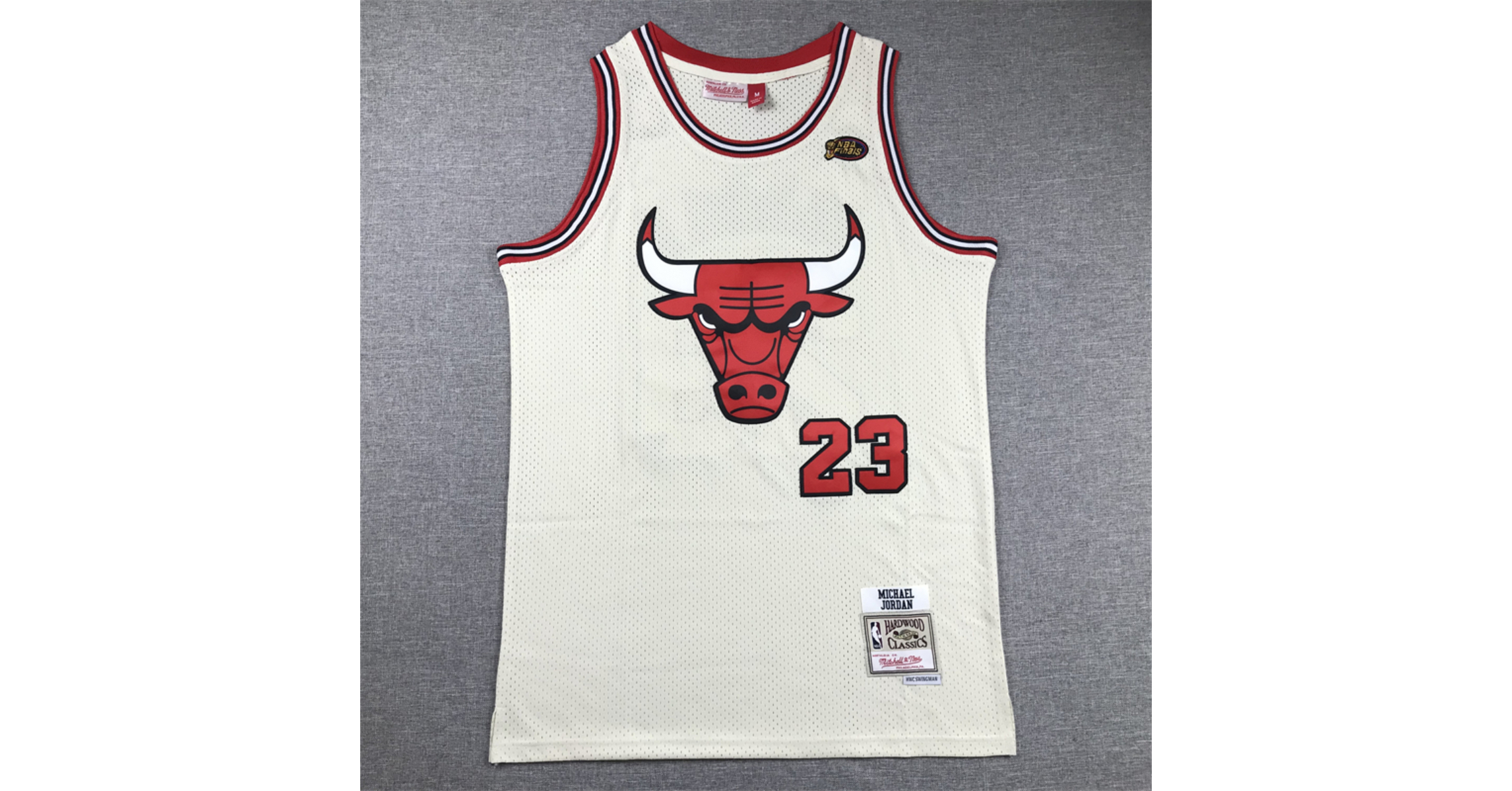 Chicago Bulls Michael JORDAN CreamWhite Bulls vintage mez NBA 11.290 Ft 842